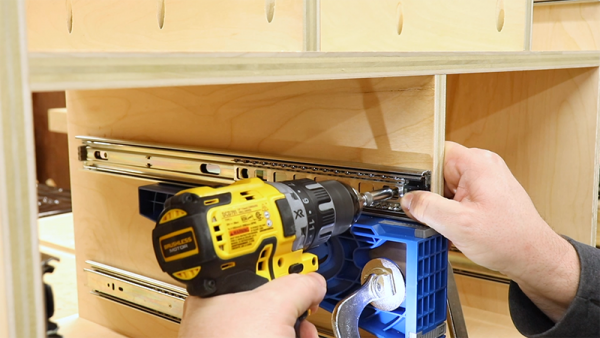 How to Build a Router Table Cabinet - The Average Craftsman